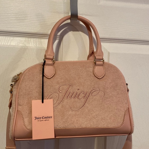 Juicy Couture | Bags | Bnwt Juicy Couture Pink Diamond Bowler Crossbody Bag | Poshmark